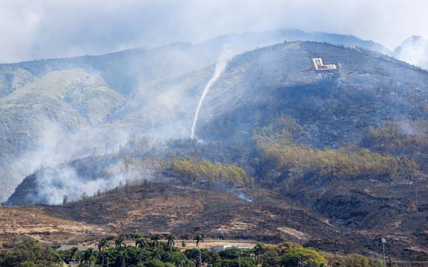 Hotspots flare up as brush fire grows to 1,200 acres | News, Sports ...